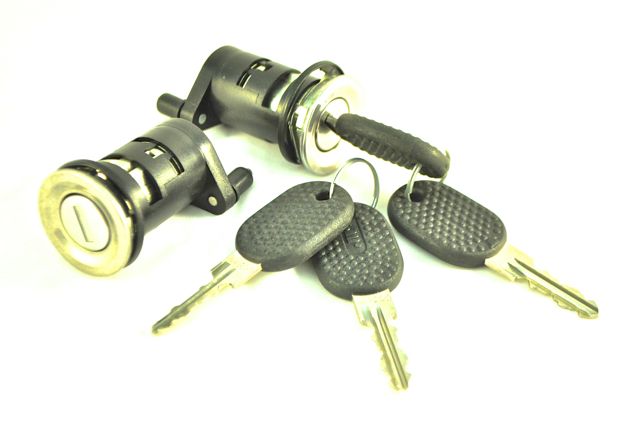 Handles Locks & Catches - Fiat Strada/Ritmo – Ricambio International Ltd