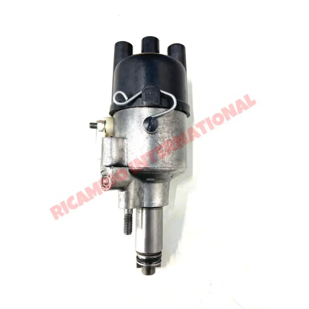 Distributor Insulator Bolt,Nut and Insulator Kit – Ricambio ...